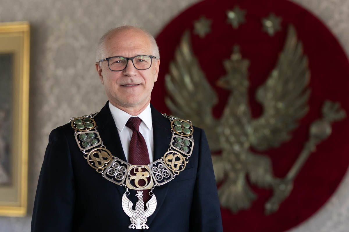 Rektor Rafał Krenke rozpoczyna urzędowanie | Warszawski Uniwersytet ...